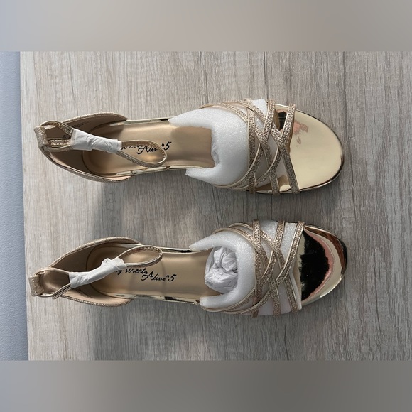 easy street | Shoes | Easy Streets Tarrah Gold Wedge Golden Sandals ...